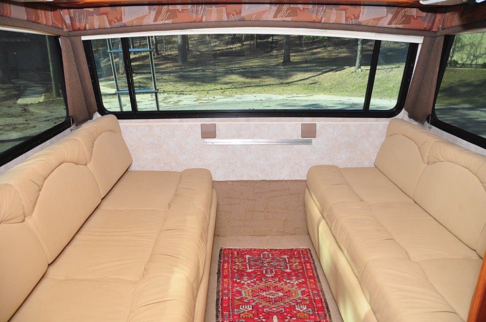 The Classic Ride: Lazy Daze 26.5 - RV.com