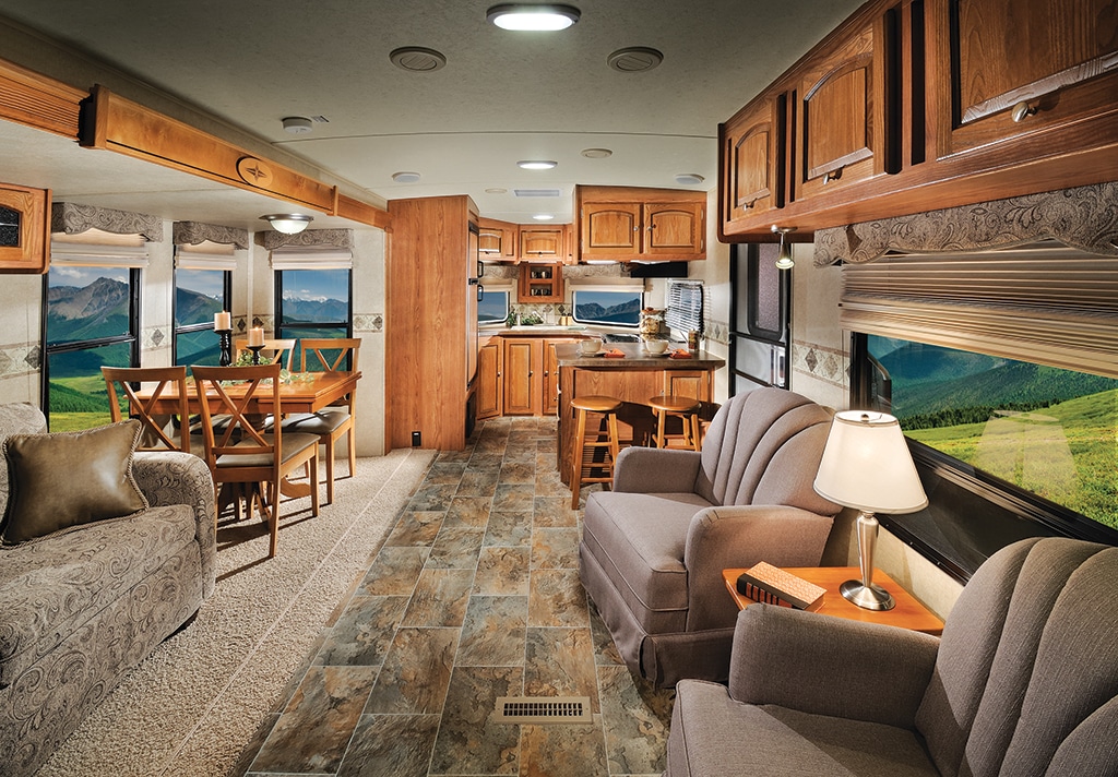 Walk-through: Forest River Windjammer 3008W