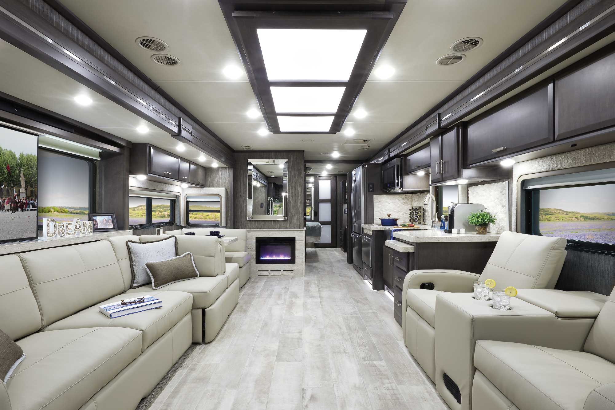 Luxury RVs Fit for the President - RV.com