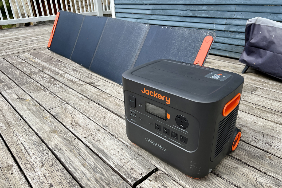 Jackery Explorer 3000 Pro Review: Bigger and Better Than Ever - RV.com