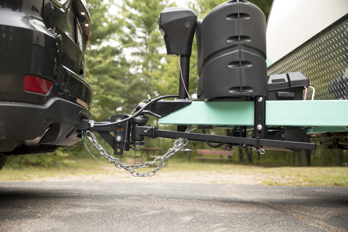 The Curt TruTrack Weight Distribution System Makes Towing Easier and ...