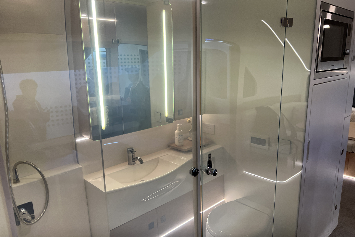 We Went Inside the All-Electric Pebble Flow at CES - RV.com