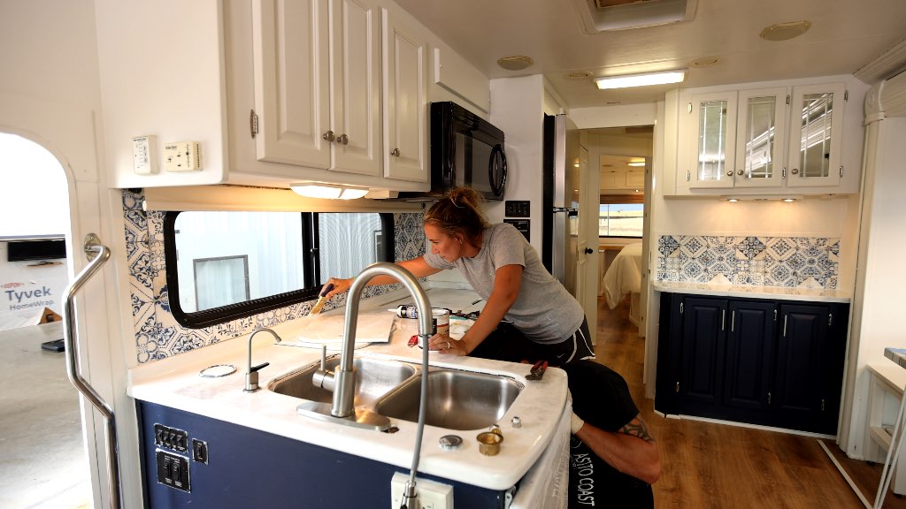 DIY & How To's - RV.com