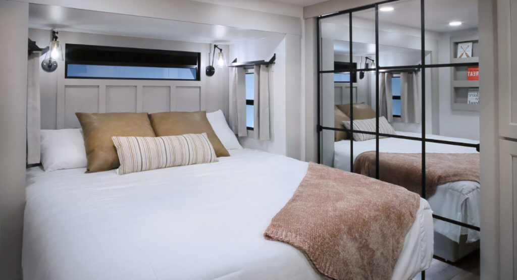 Video: Take a Peek Inside the Luxurious Brinkley RV Model G 3970 - RV.com