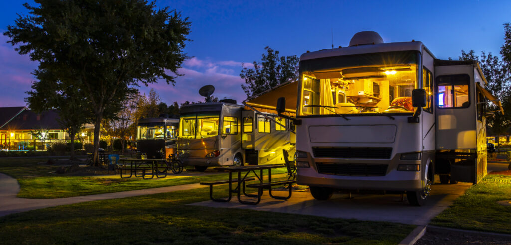 RV Lifestyle for Beginning and Experienced Travelers - RV.com