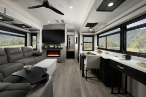The Jayco Pinnacle 38FBRK is a Luxurious and Stylish Fifth-Wheel